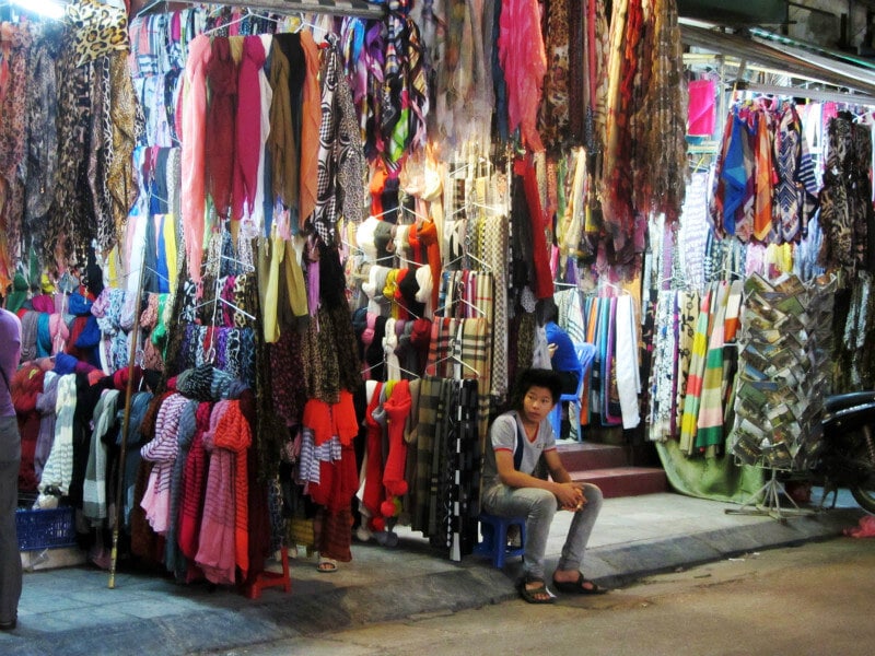 Inexpensive shopping places in Ho Chi Minh City